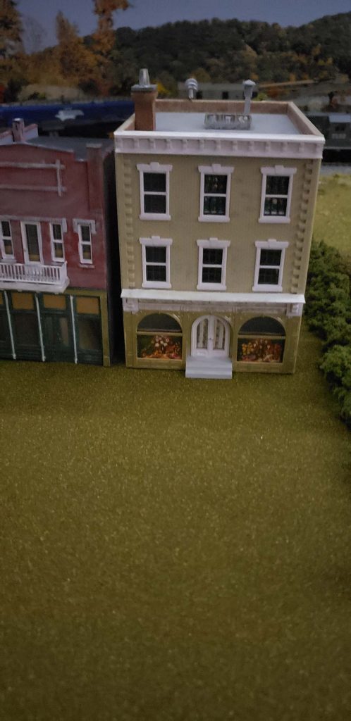 HO scale town layout - Eric's - Model railroad layouts plansModel ...