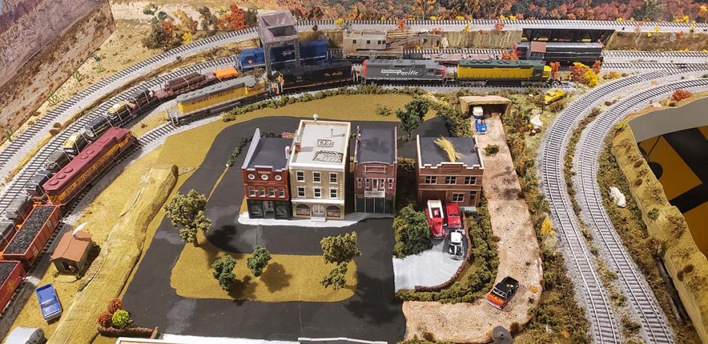 HO scale town buildings - Model railroad layouts plansModel railroad ...