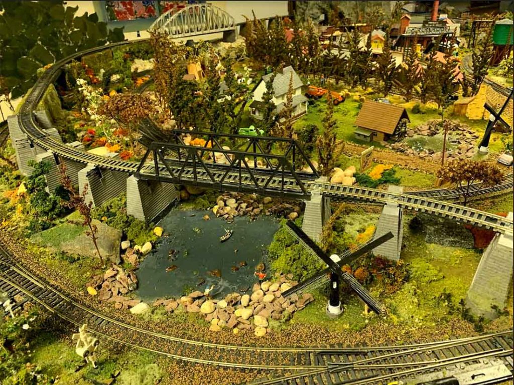HO DCC layout - Scott's - Model railroad layouts plansModel railroad ...