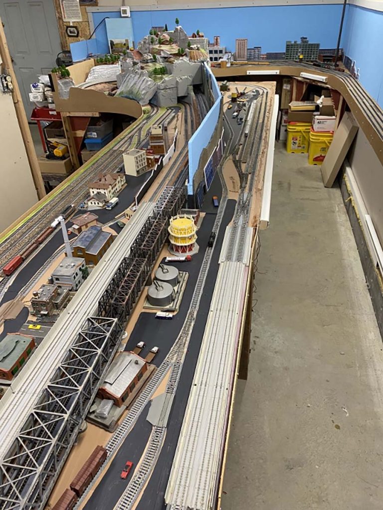 Large N scale layout - Model railroad layouts plansModel railroad ...