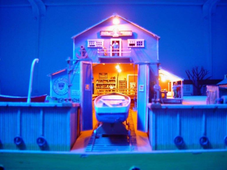 HO scale harbor - Model railroad layouts plansModel railroad layouts plans