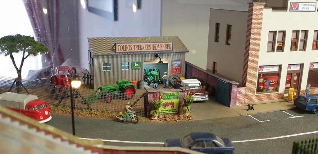 South African model trains - Model railroad layouts plansModel railroad ...
