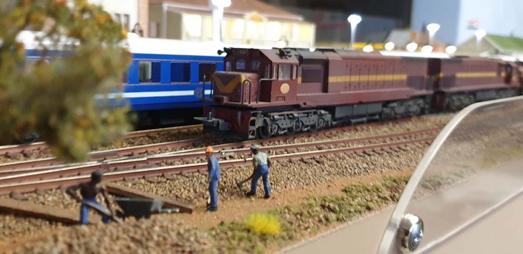 South African model trains - Model railroad layouts plansModel railroad ...