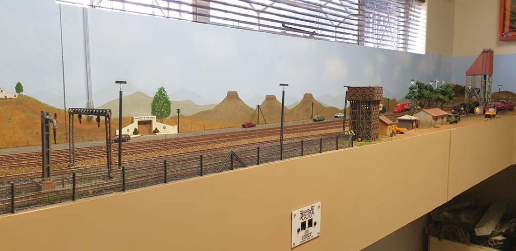 South African model trains - Model railroad layouts plansModel railroad ...