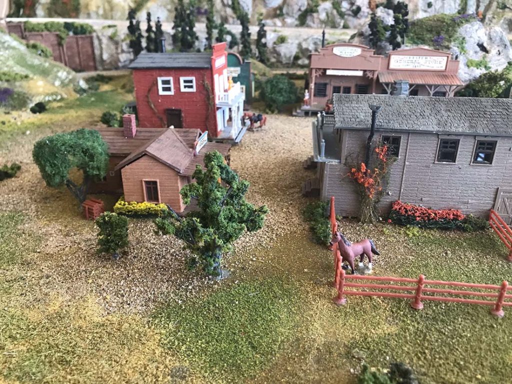 4x8 model railroad layouts - Steve's - Model railroad layouts ...