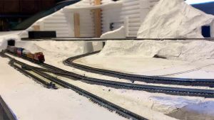 N scale scenic ridge layout - Model railroad layouts plansModel ...