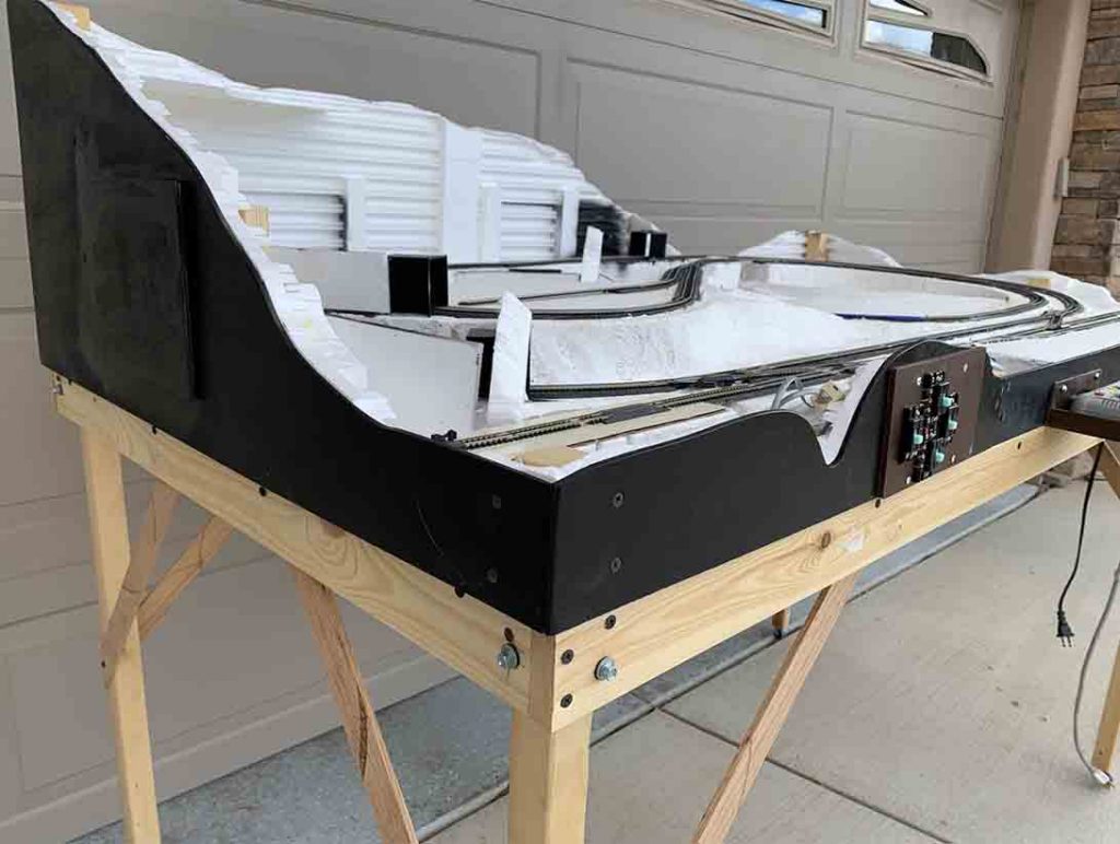 N scale scenic ridge layout - Model railroad layouts plansModel ...