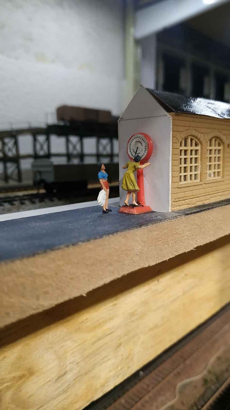 HO platform - Model railroad layouts plansModel railroad layouts plans