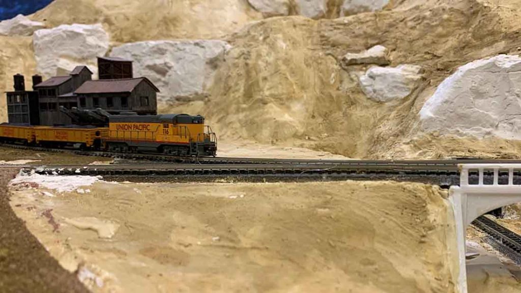 Scenic Ridge layout - Model railroad layouts plansModel railroad ...