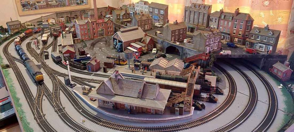 OO scale layout - Steve's - Model railroad layouts plansModel railroad ...
