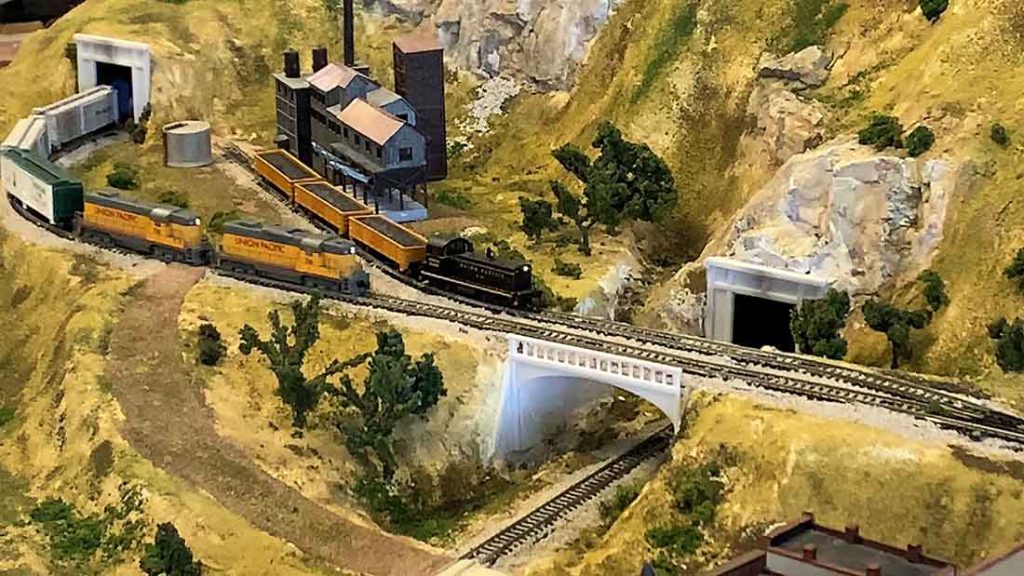 Union Pacific N scale - Dean's - Model railroad layouts plansModel ...