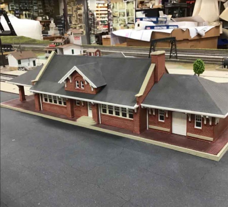 HO scale Santa Fe layout - Model railroad layouts plansModel railroad ...