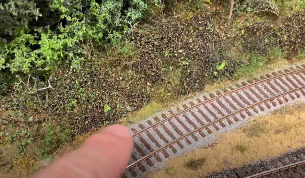 Scratch built roundhouse - Model railroad layouts plansModel railroad ...