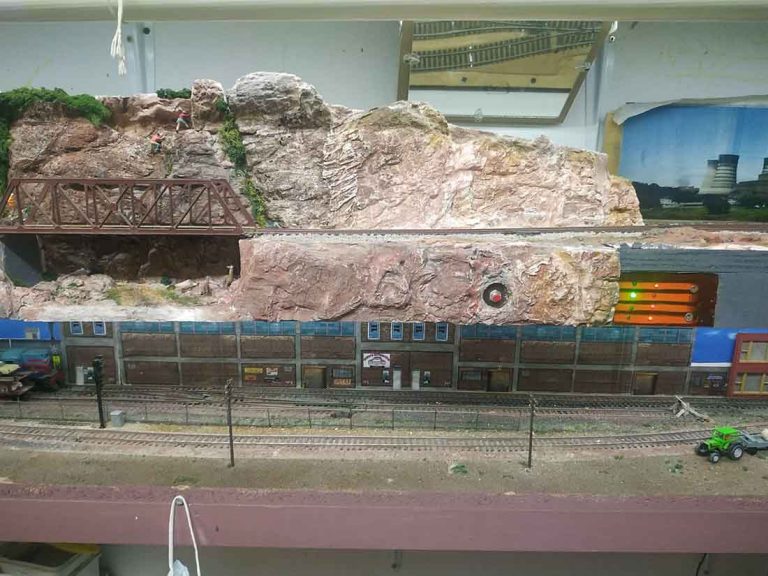 Model railroad dock - Model railroad layouts plansModel railroad ...