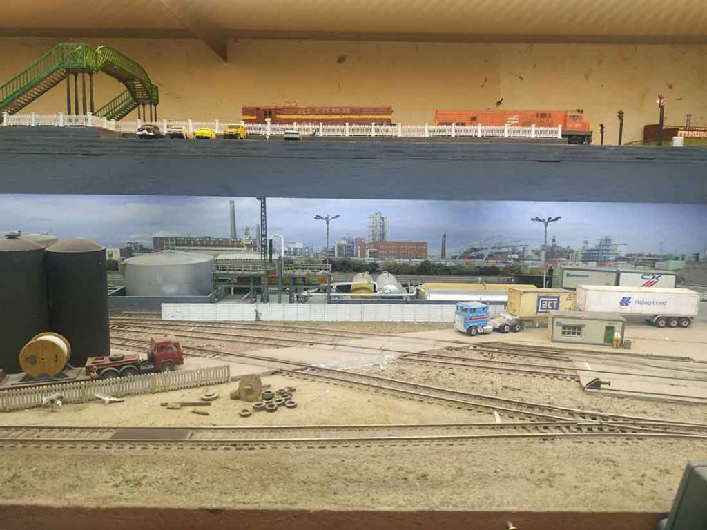 Model railroad dock - Model railroad layouts plansModel railroad ...