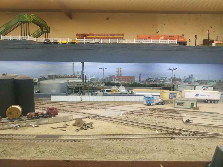 Model railroad dock - Model railroad layouts plansModel railroad ...