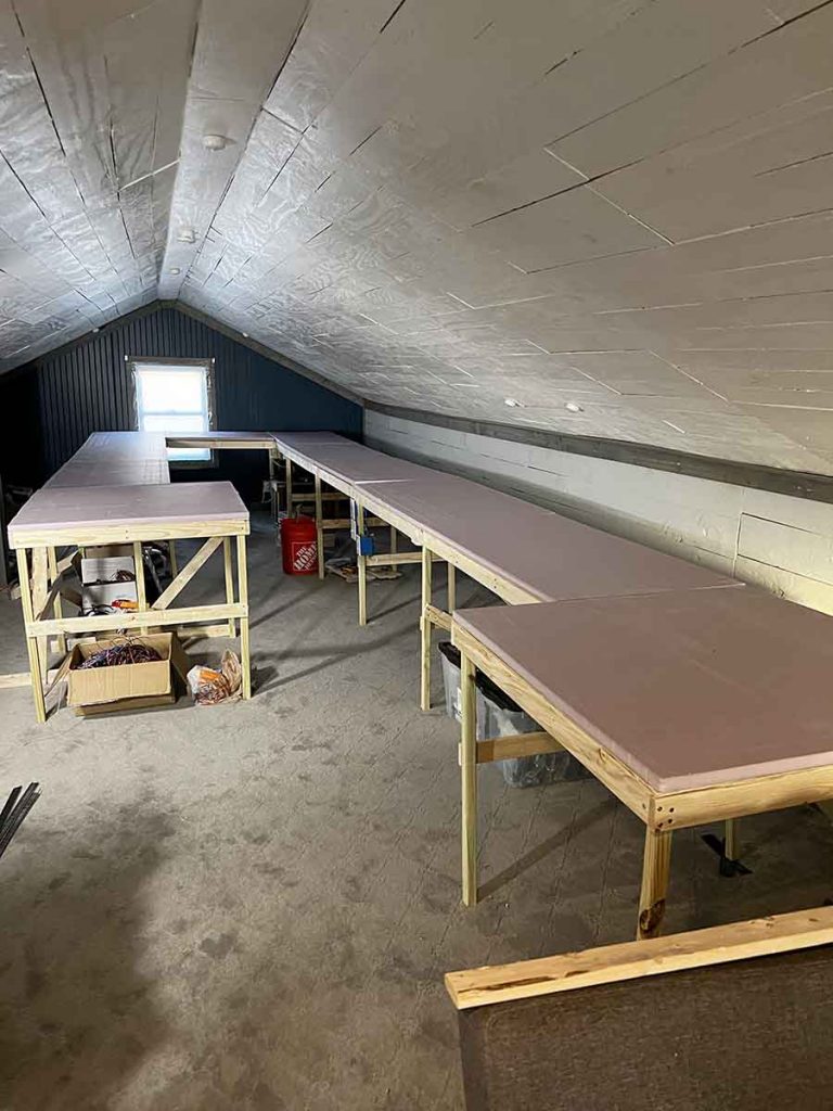 Attic layout - Model railroad layouts plansModel railroad layouts plans