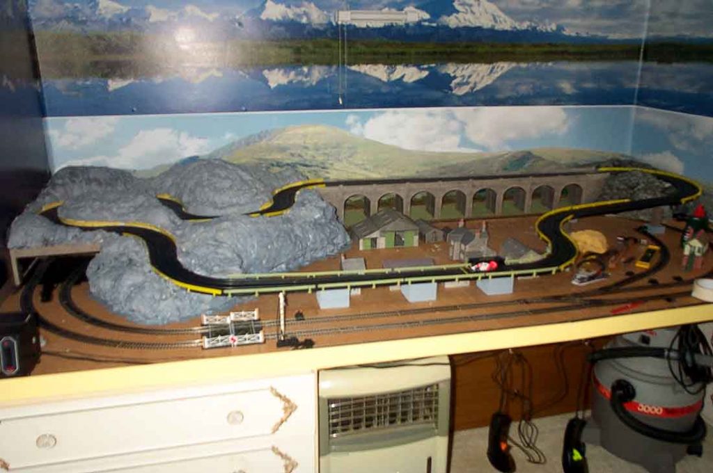 Adding snow to your train layout - Model railroad layouts plansModel ...