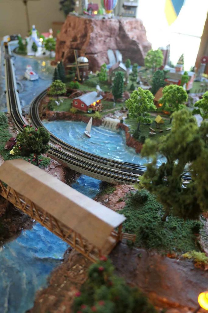 N scale buildings - Robert's - Model railroad layouts plansModel ...