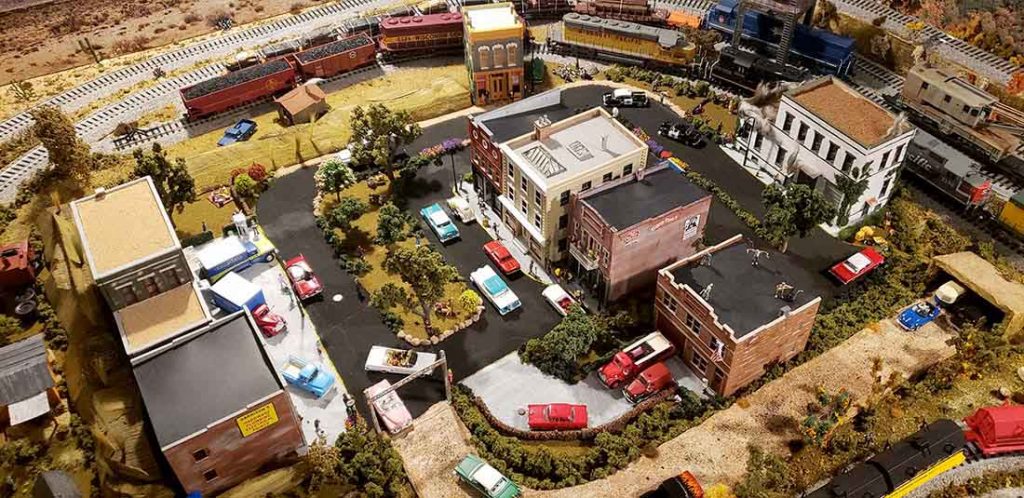 HO town scene - Donald's first layout - Model railroad layouts ...