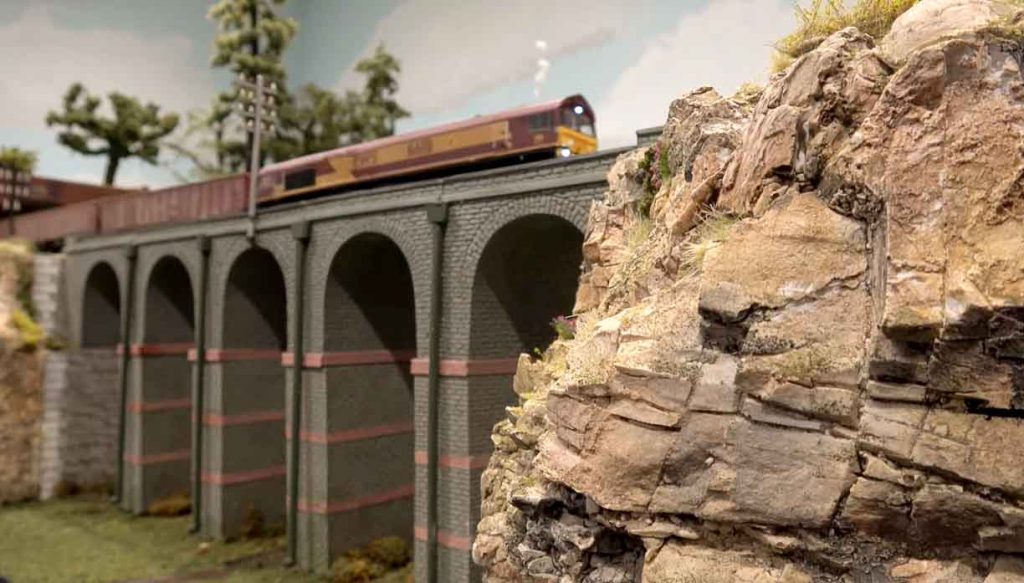 12x4 HO scale layout - Ray's - Model railroad layouts plansModel ...