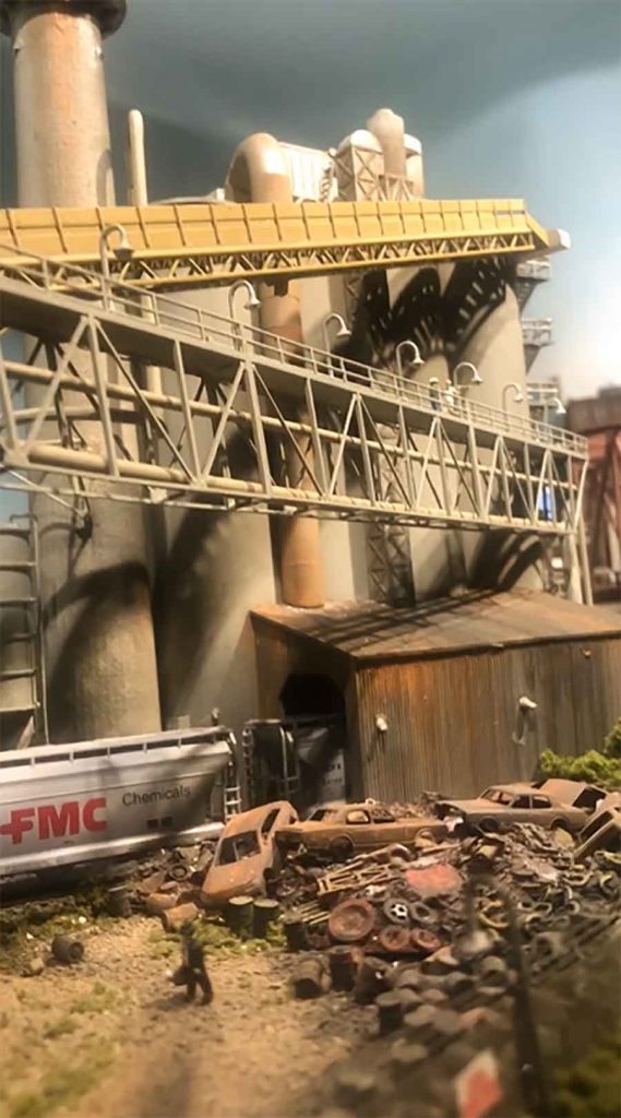 N scale factory - Fred's - Model railroad layouts plansModel railroad ...