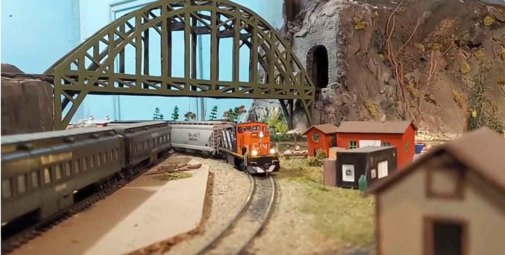 HO scale diesel locomotives - Model railroad layouts plansModel ...