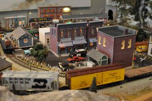 S scale train layouts - Model railroad layouts plansModel railroad ...