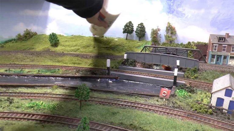 Static grass applicator - Model railroad layouts plansModel railroad ...