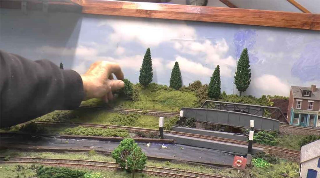Static grass applicator - Model railroad layouts plansModel railroad ...