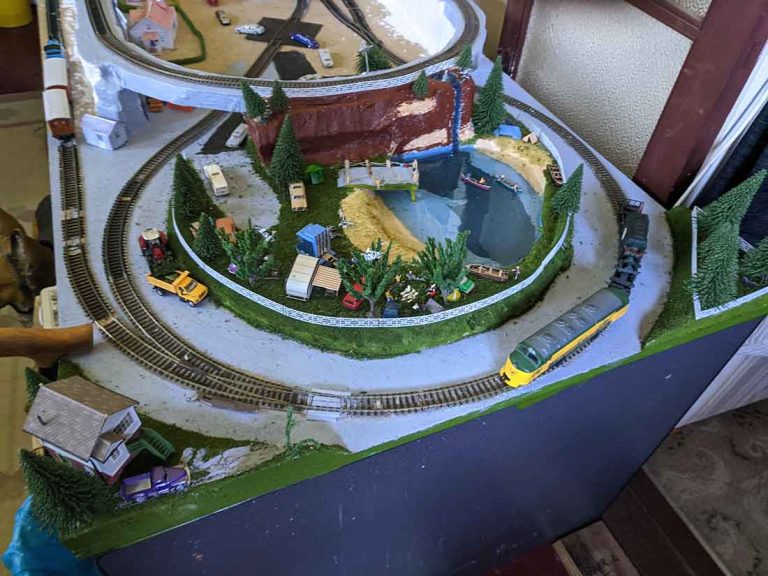 Model train tunnel - Model railroad layouts plansModel railroad layouts ...