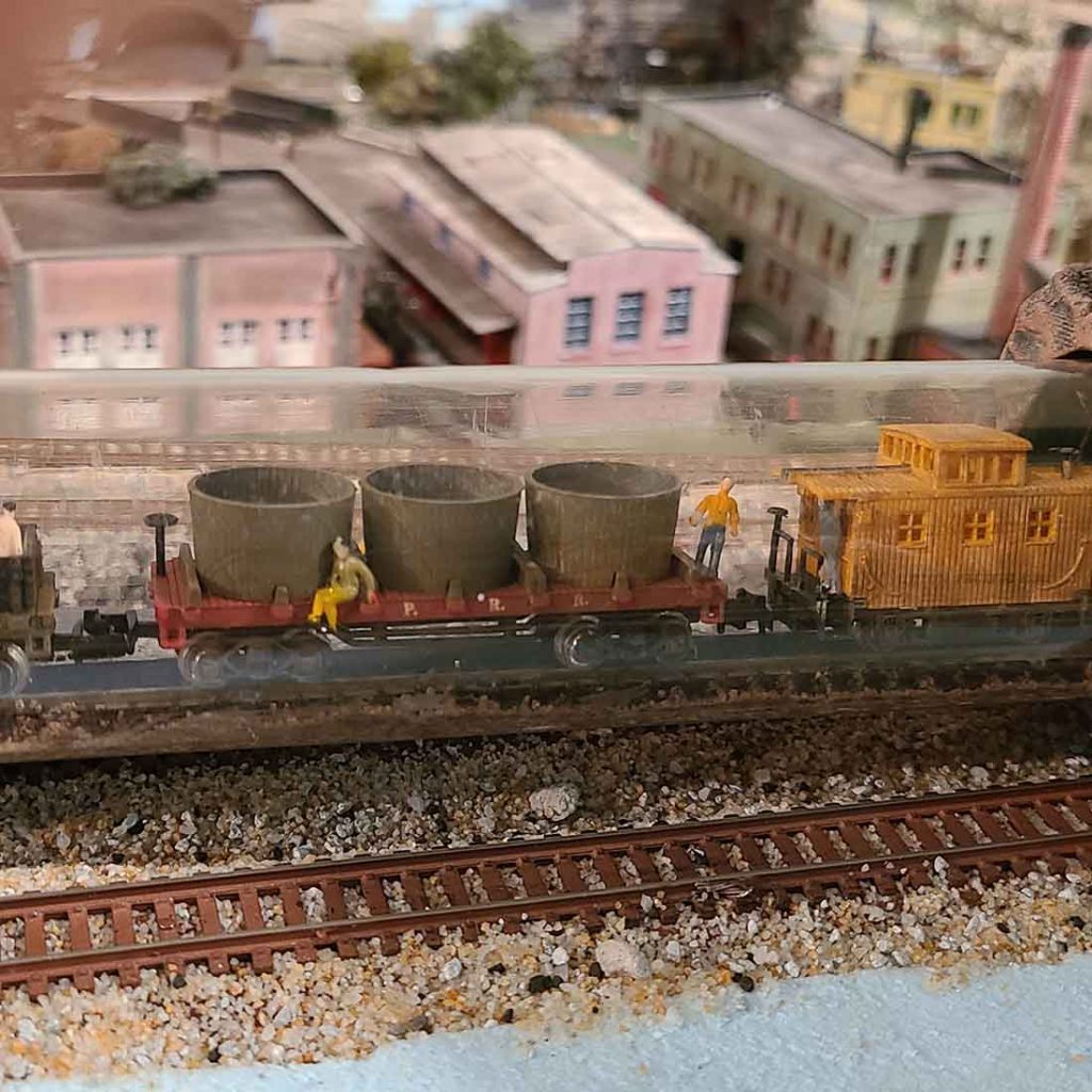 Department 56 model train - Model railroad layouts plansModel railroad ...
