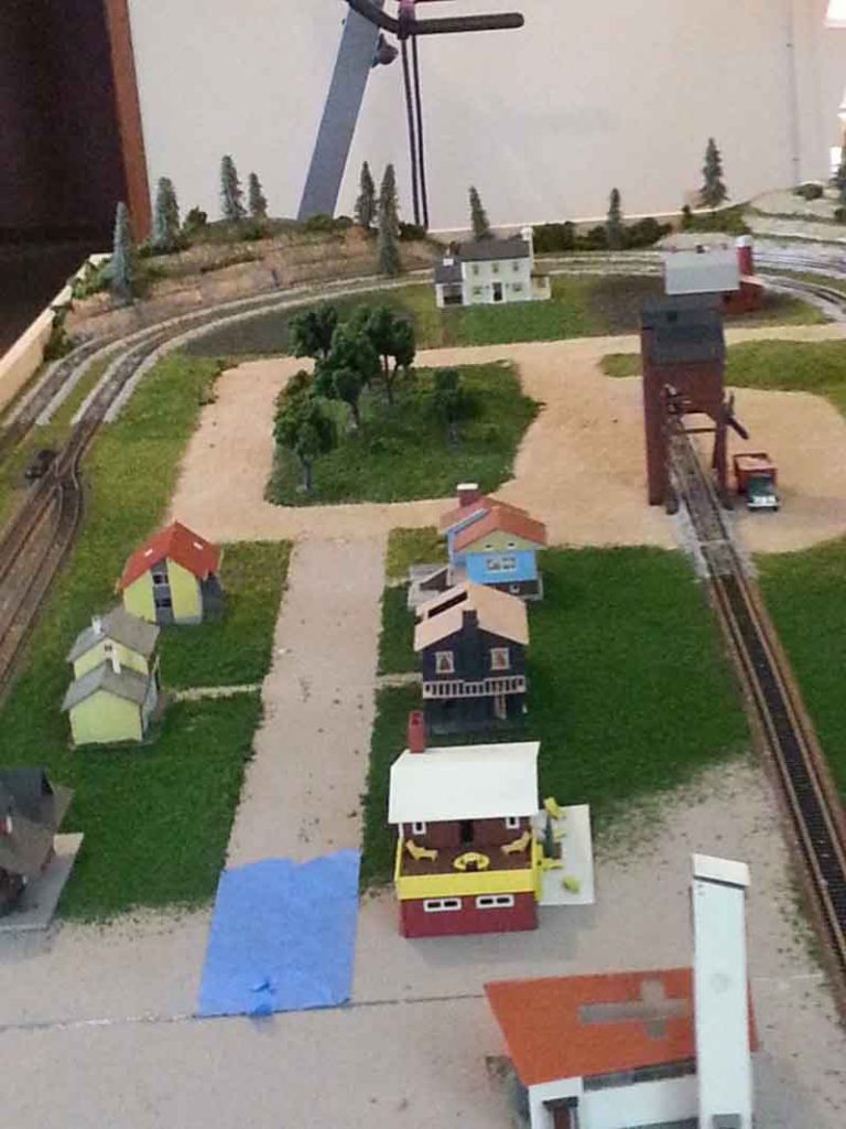 Small N scale track plan - Model railroad layouts plansModel railroad ...