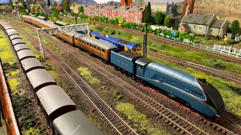 Department 56 model train - Model railroad layouts plansModel railroad ...