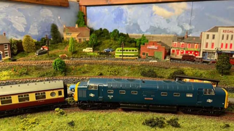 Department 56 model train - Model railroad layouts plansModel railroad ...