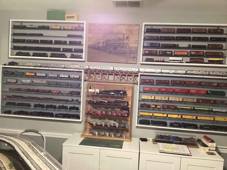 Scratch builds on Mike's layout - Model railroad layouts plansModel railroad layouts plans