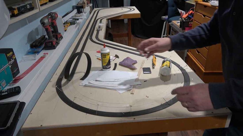 Woodland scenics foam track bed - Model railroad layouts plansModel ...