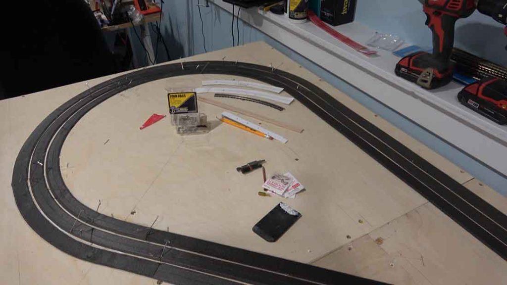 Woodland scenics foam track bed - Model railroad layouts plansModel ...