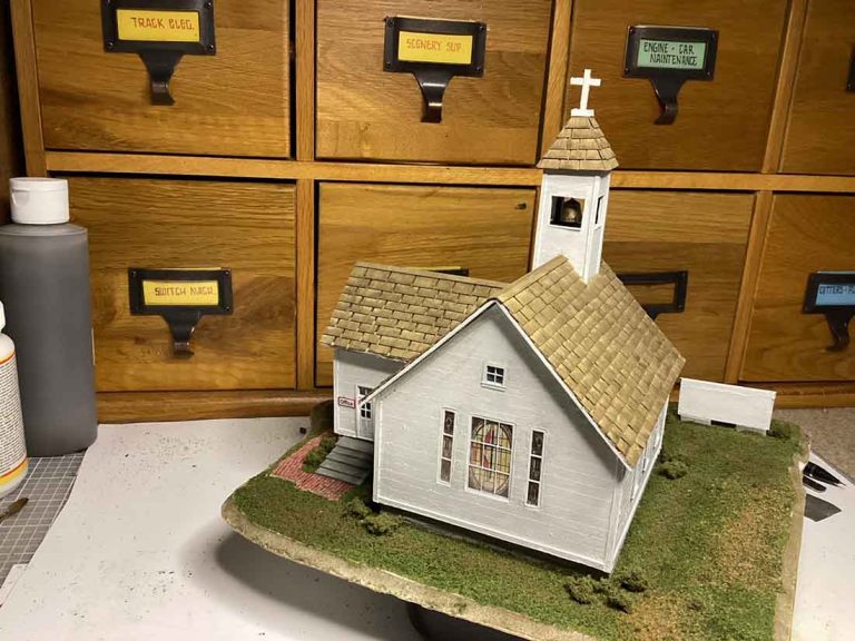 Model railroad scratch building - Model railroad layouts plansModel ...