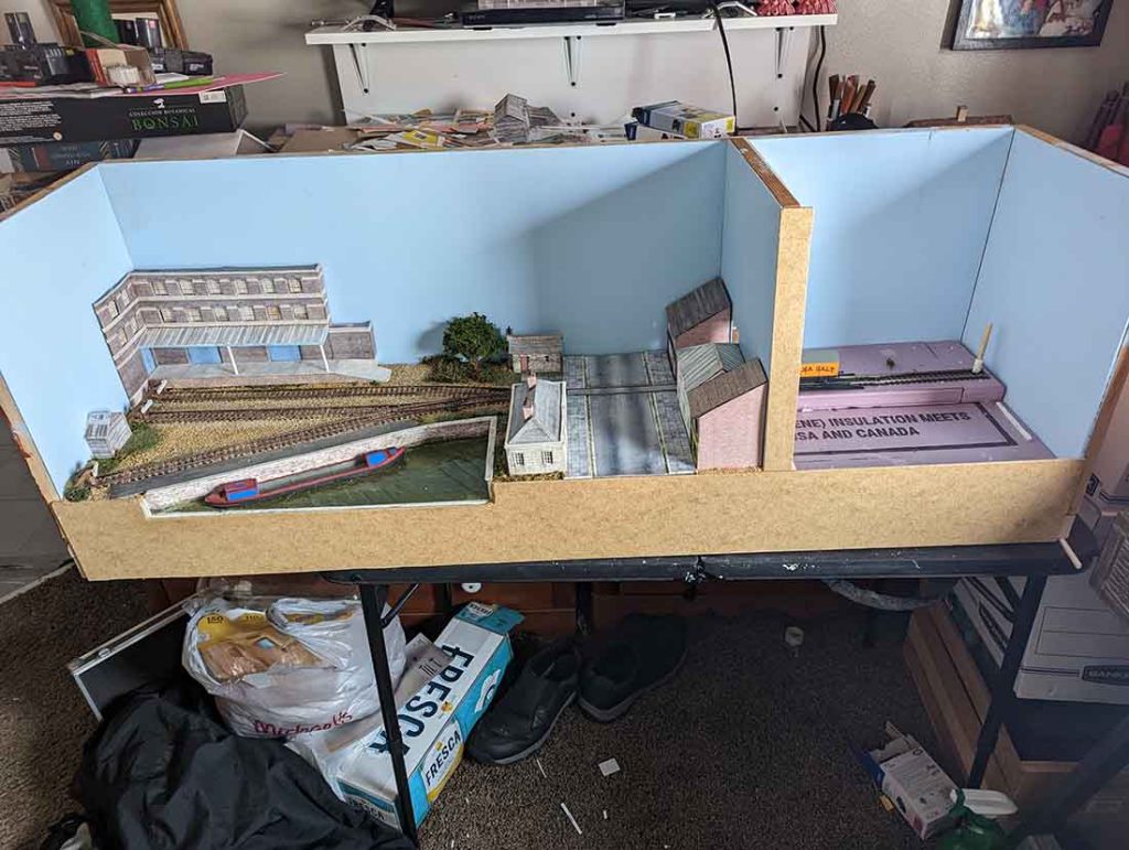 Model railroad scratch building - Model railroad layouts plansModel ...