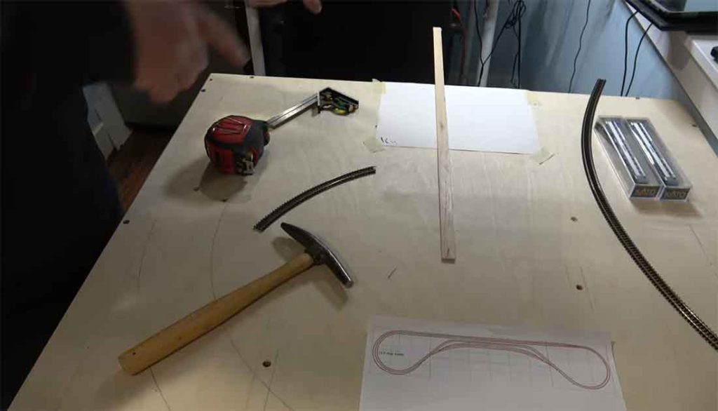 N scale curve radius - Model railroad layouts plansModel railroad ...