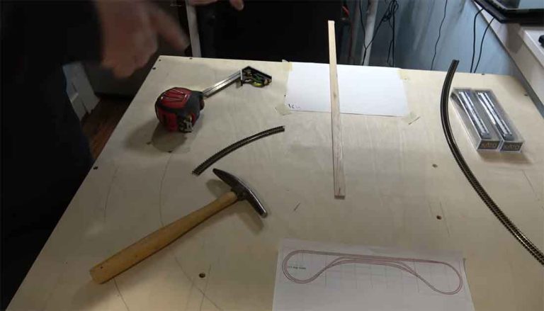 N scale curve radius - Model railroad layouts plansModel railroad ...