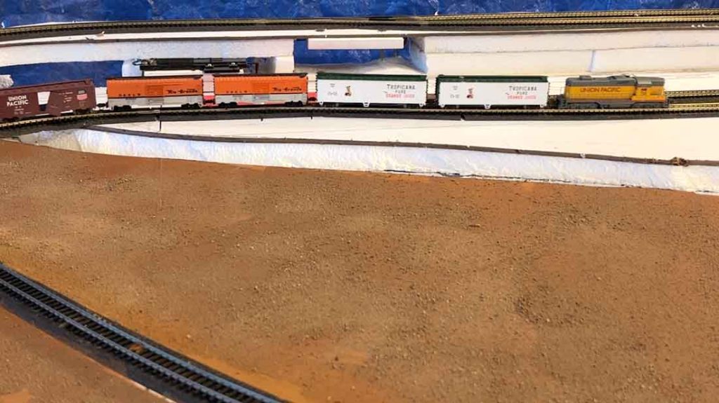 Union Pacific N scale - Model railroad layouts plansModel railroad ...