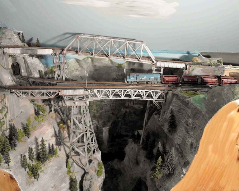 HO scale coal mine - Model railroad layouts plansModel railroad layouts ...