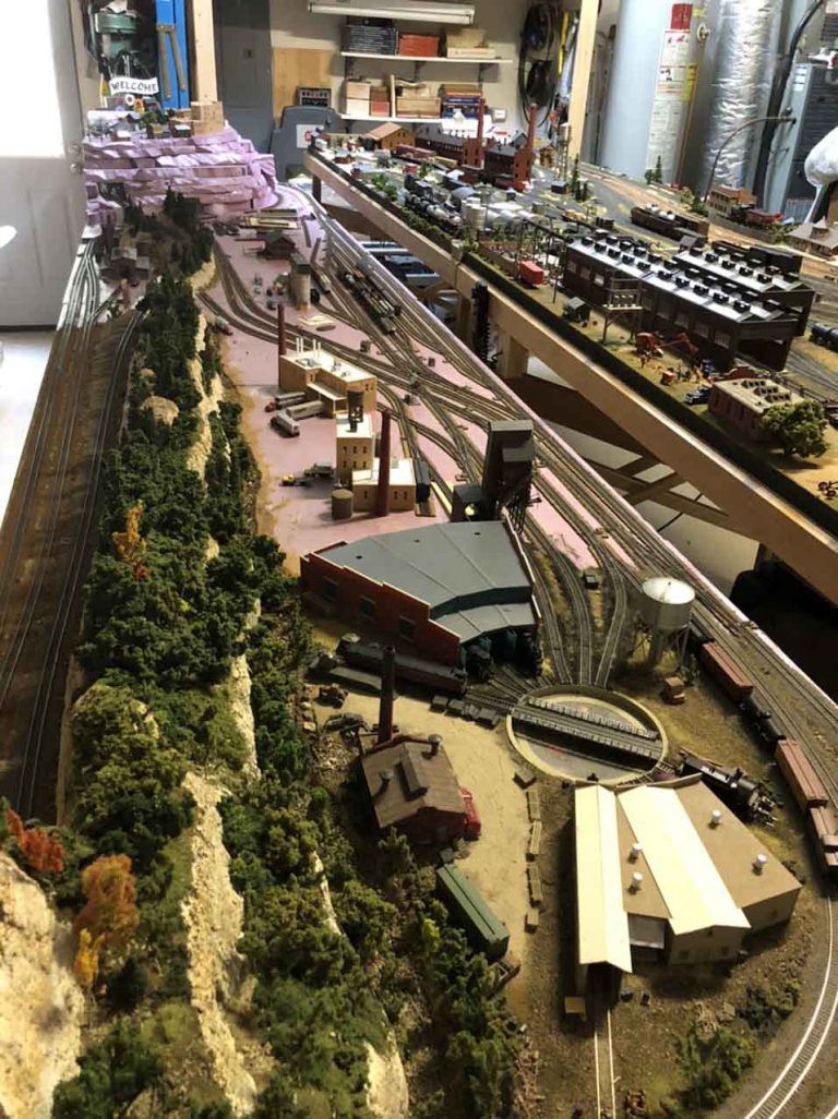 N scale 6x4 layout - Model railroad layouts plansModel railroad layouts ...