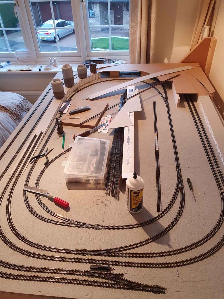 N scale 6x4 layout - Model railroad layouts plansModel railroad layouts ...