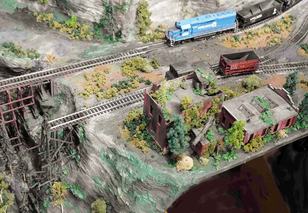 HO scale coal mine - Model railroad layouts plansModel railroad layouts ...