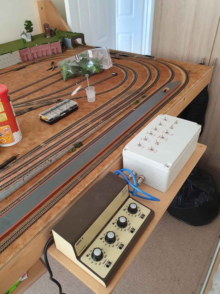 N scale 6x4 layout - Model railroad layouts plansModel railroad layouts ...