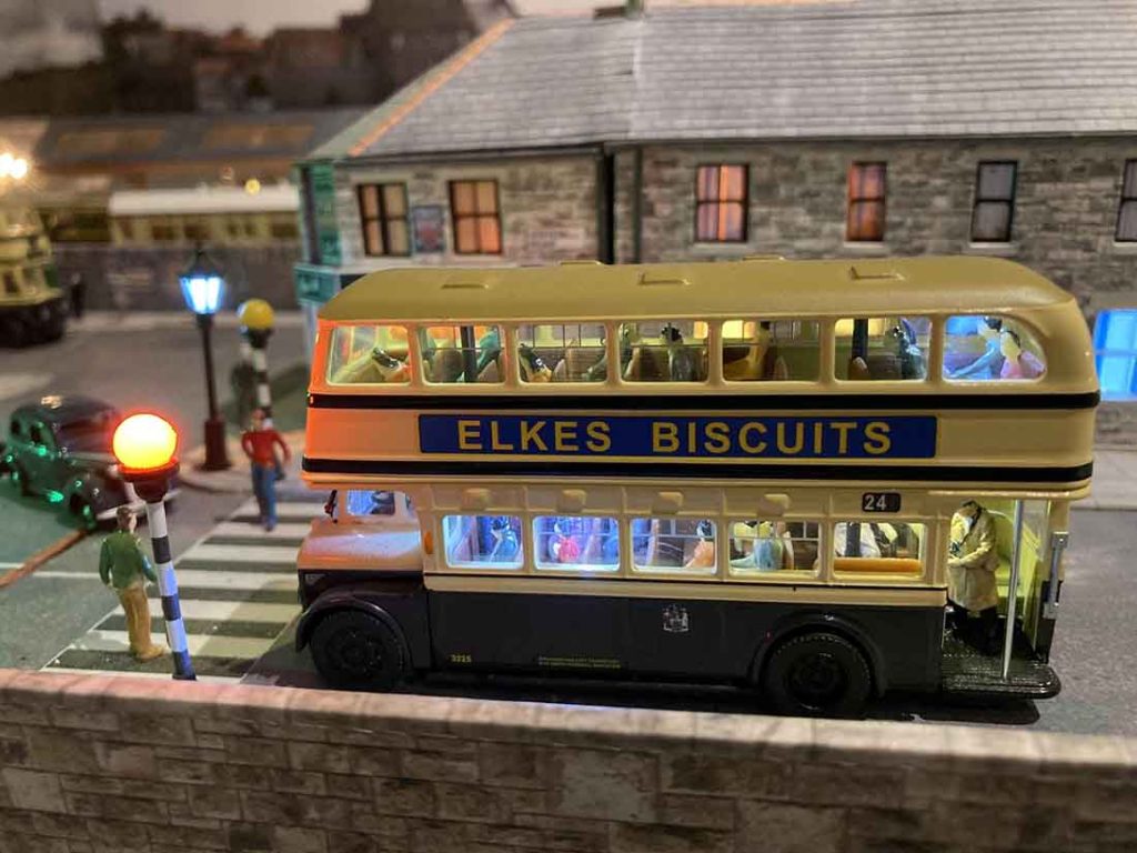 Model railroad blacksmith shop - Model railroad layouts plansModel ...