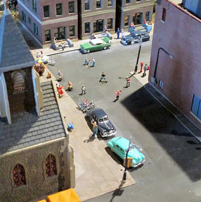 1950s HO scale model railroad - Model railroad layouts plansModel ...